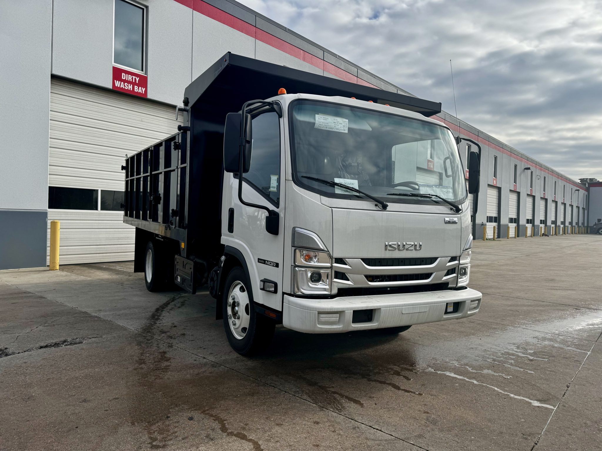 2023 ISUZU NQR - Campbell Supply