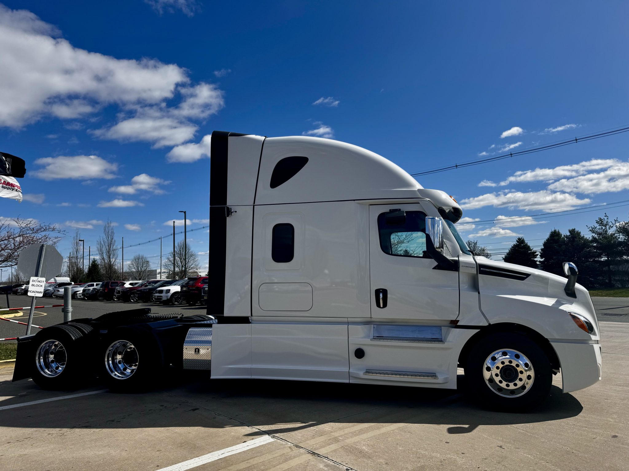2025 FREIGHTLINER CA126SLP - Campbell Supply