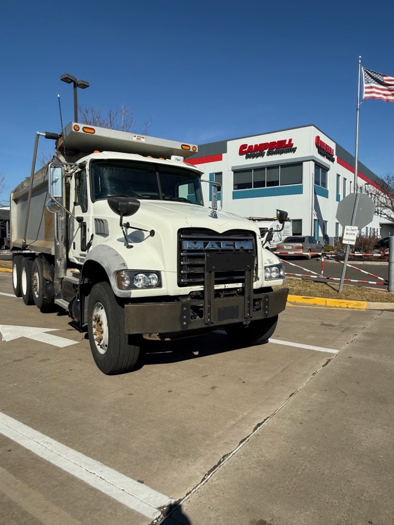 2015 MACK 700 - Campbell Supply