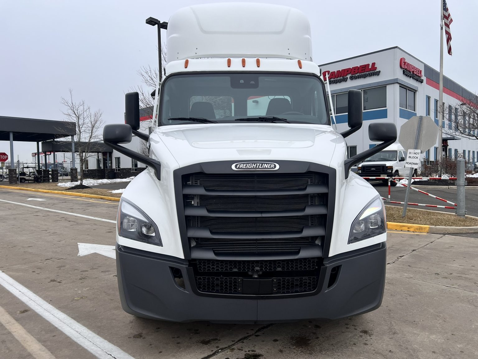 2025 Freightliner CASCADIA - Campbell Supply
