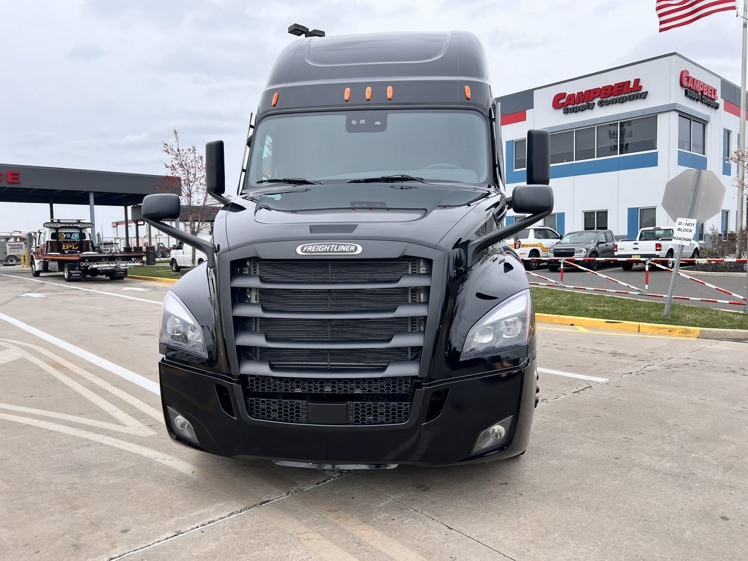 2026 Freightliner Cascadia - Campbell Supply