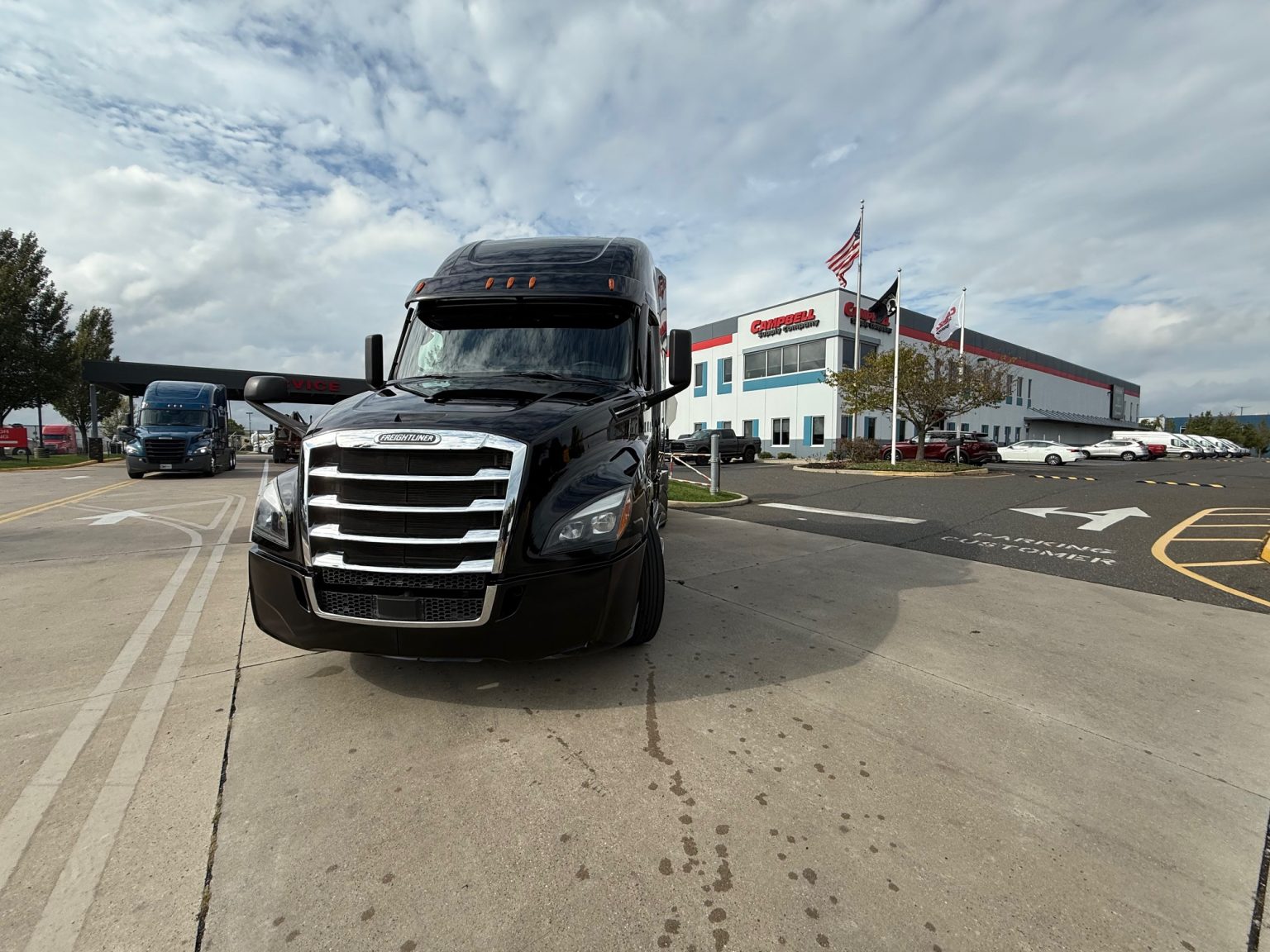 2022 Freightliner CASCADIA PT126S - Campbell Supply