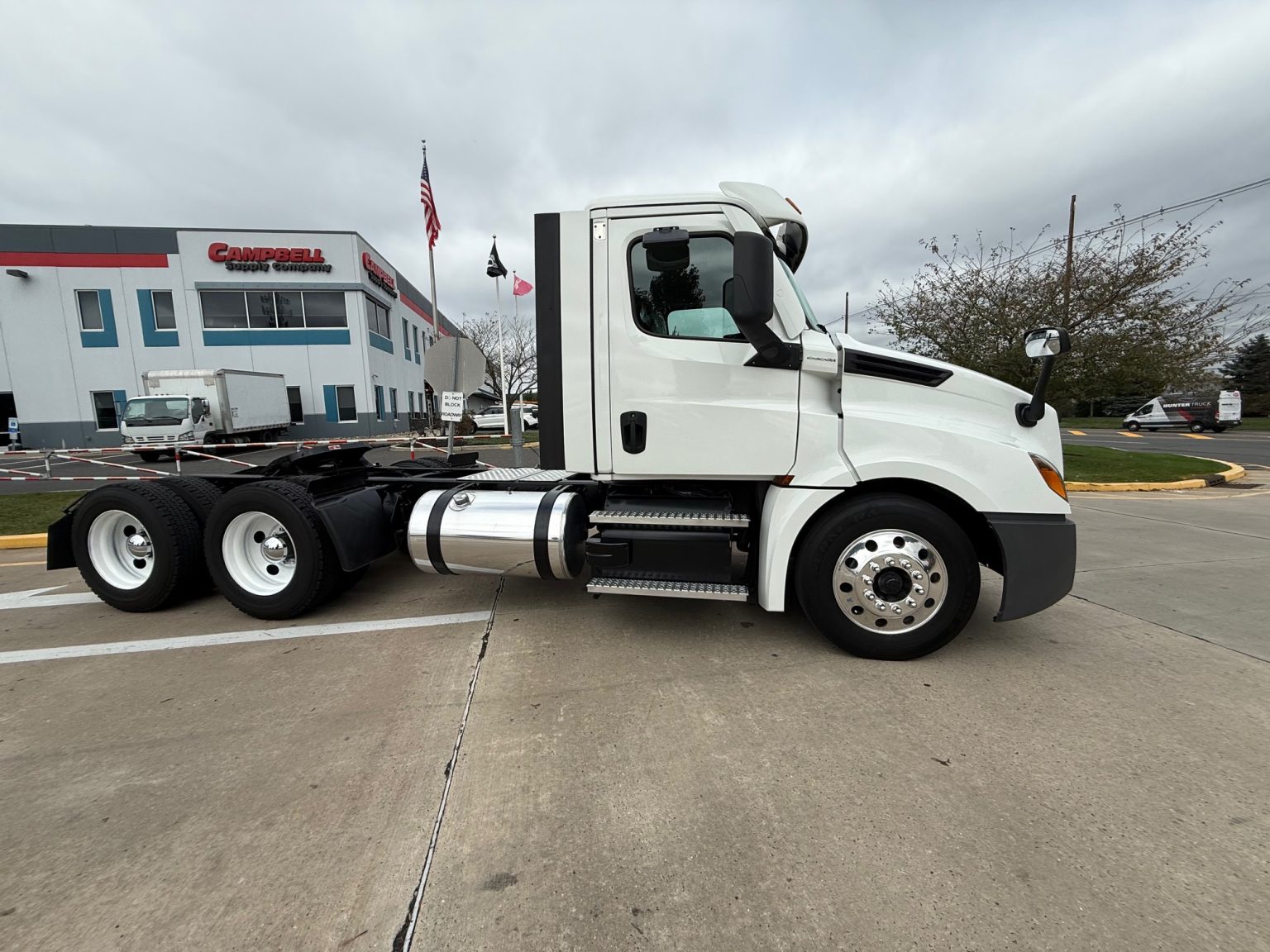 2021 Freightliner CASCADIA 126 - Campbell Supply